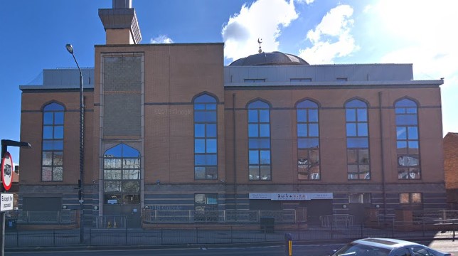 Harrow Central Mosque Prayer Times in London Middlesex